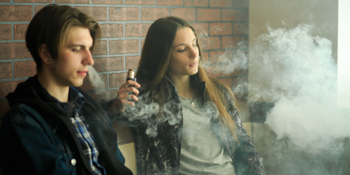 How can a teenager stop vaping? - All About the Mom